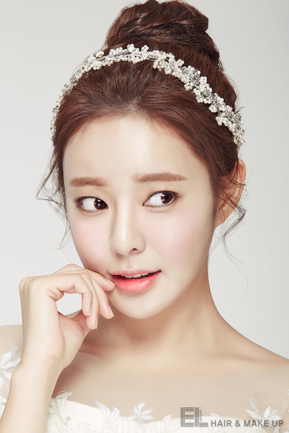 2017년 트렌드 웨딩 헤어메이크업은 이엘헤어메이크업이 추천합니다 내츄럴 업 스타일로우 포니테일롱헤어 웨이브로우번