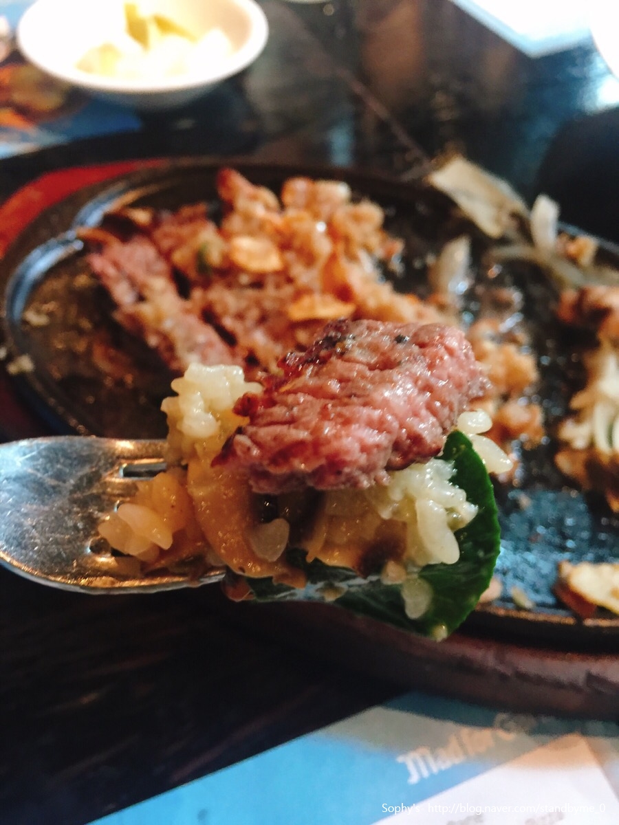사당 파스텔시티 매드포갈릭 카프레제 바질 샐러드 갈릭페노 파스타 그릴드 치킨 And 머쉬룸 리조또 갈릭 스테이크 네이버 블로그