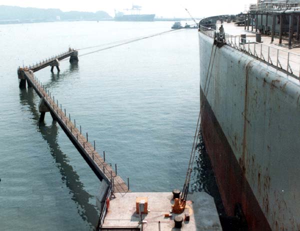 접안 돌핀 (Breasting Dolphin), 계류 돌핀 (Mooring Dolphin) : 네이버 블로그